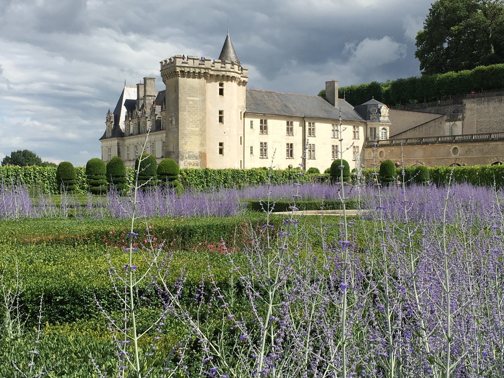 Fairytale Castles of the River Loire, France – The Educated Traveller